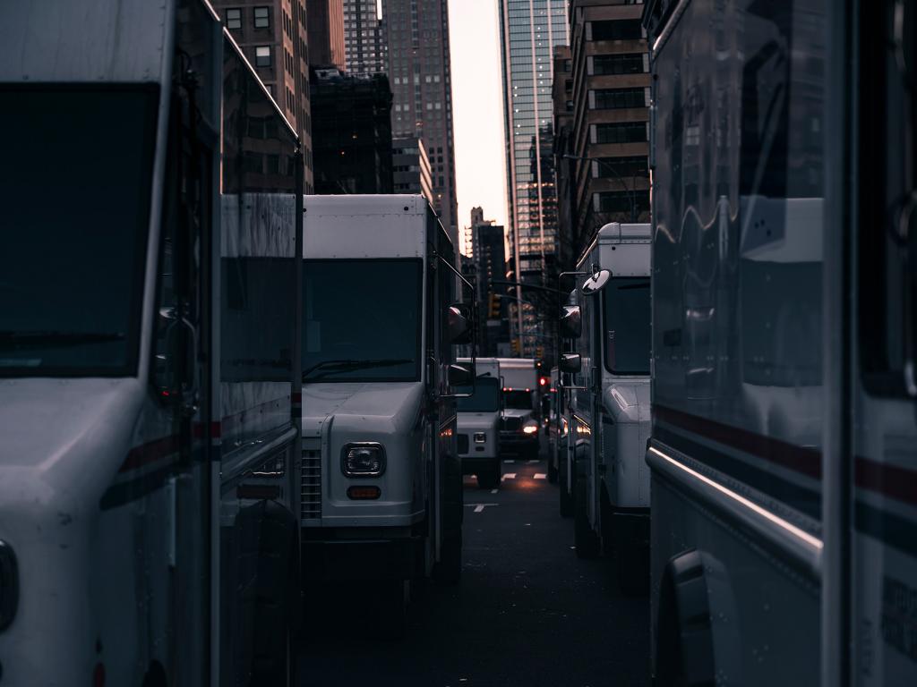 How to Ship A Step Van Or Multi-Stop Truck?